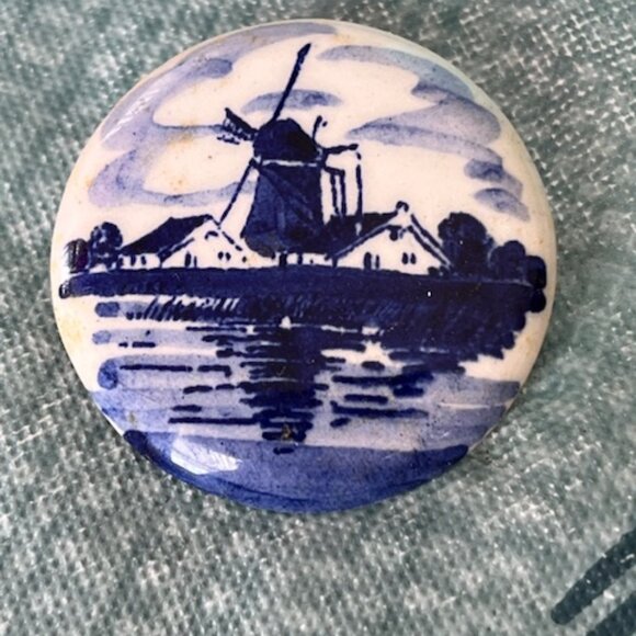 Delft | Jewelry | Delfts Holland Porcelain Brooch Vintage | Poshmark